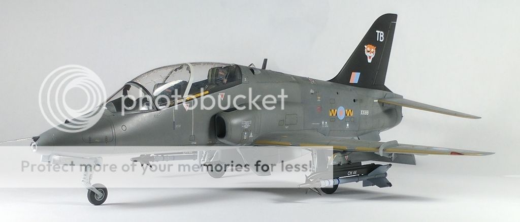Revell 1/32 BAE Hawk T.1A - Ready for Inspection - Large Scale Planes